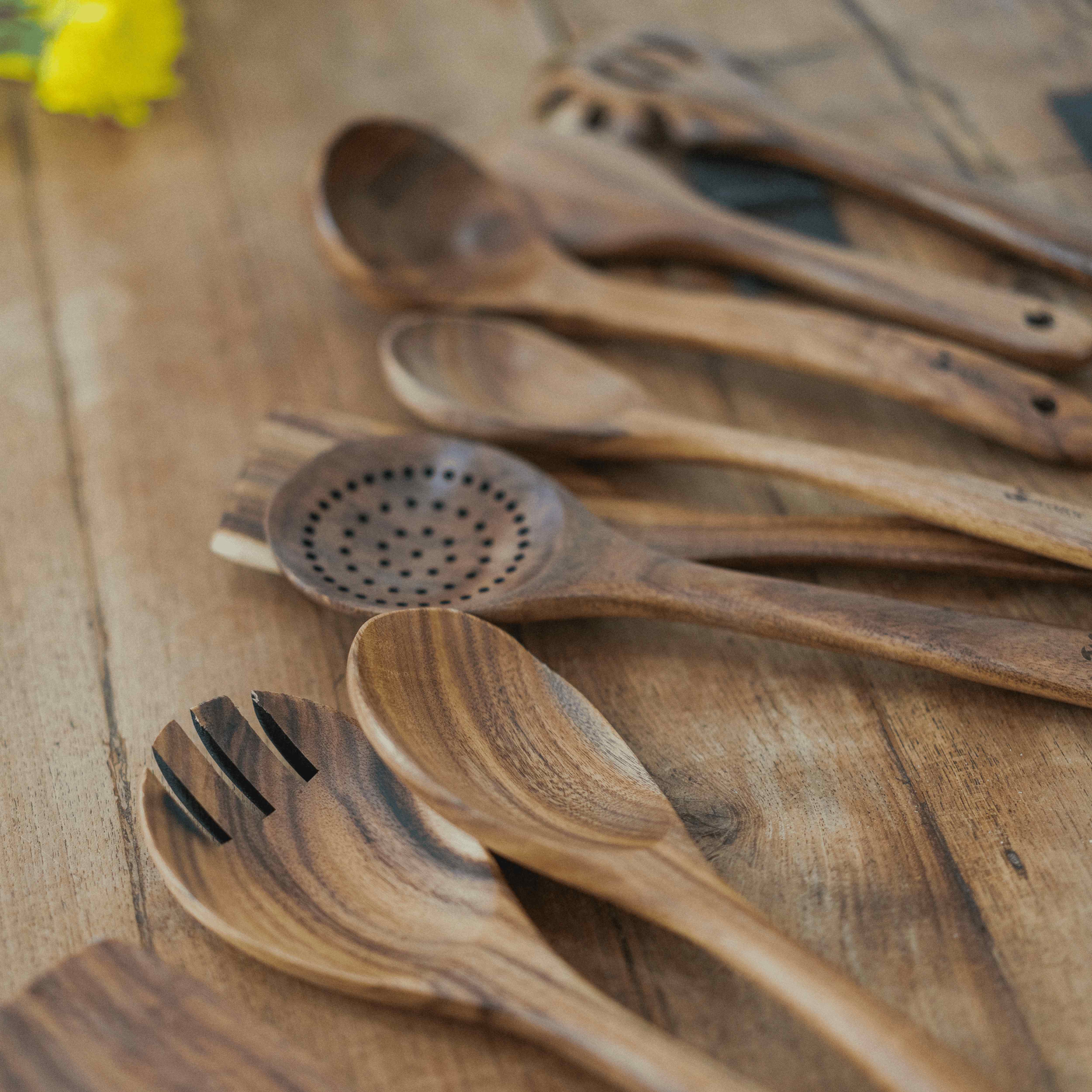 9-Piece Natural Teak Wood Kitchen Utensils Set – Earth's Kitchen
